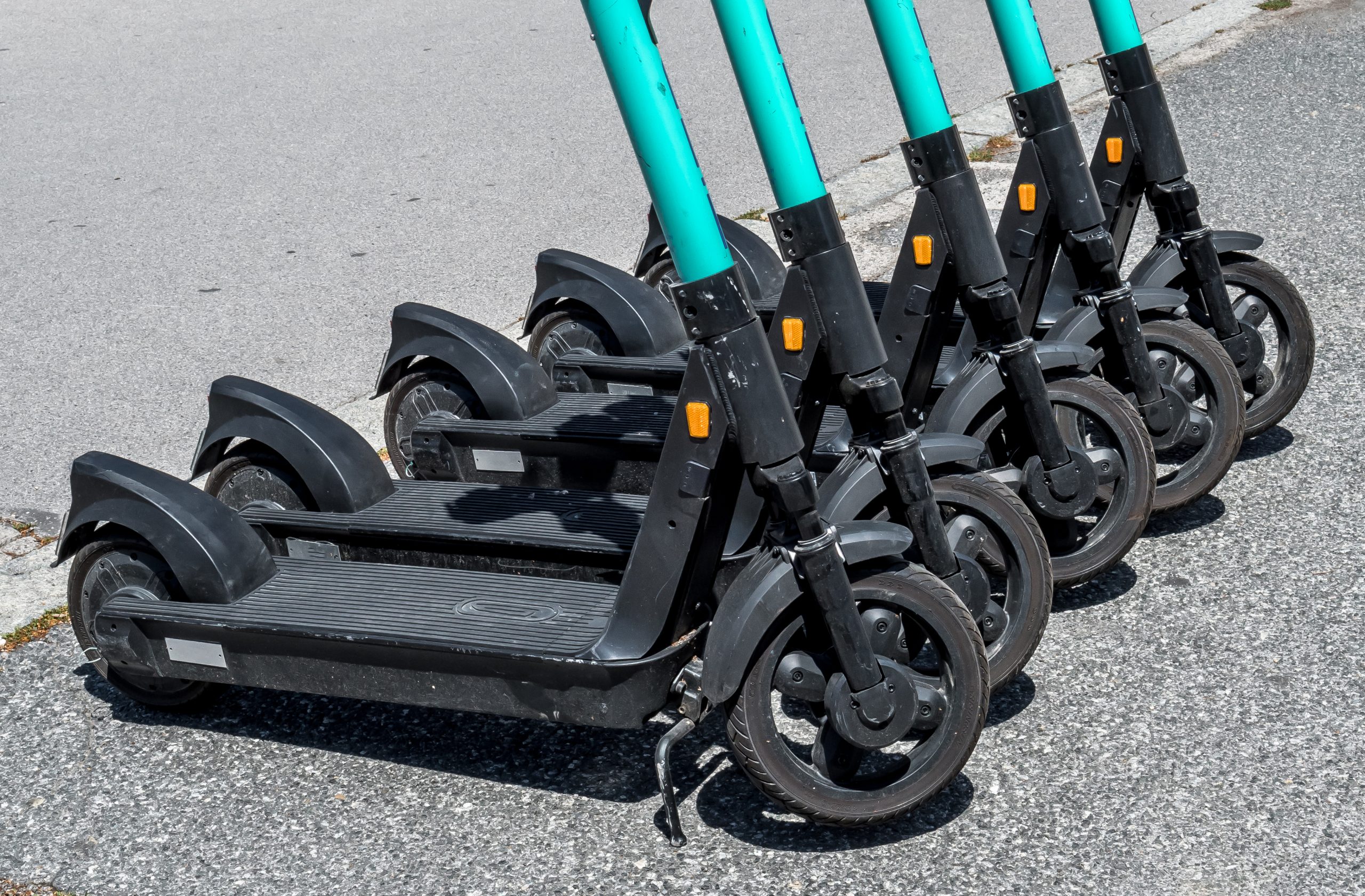 Tracking for Electric Micro-Mobility - Ituran Global